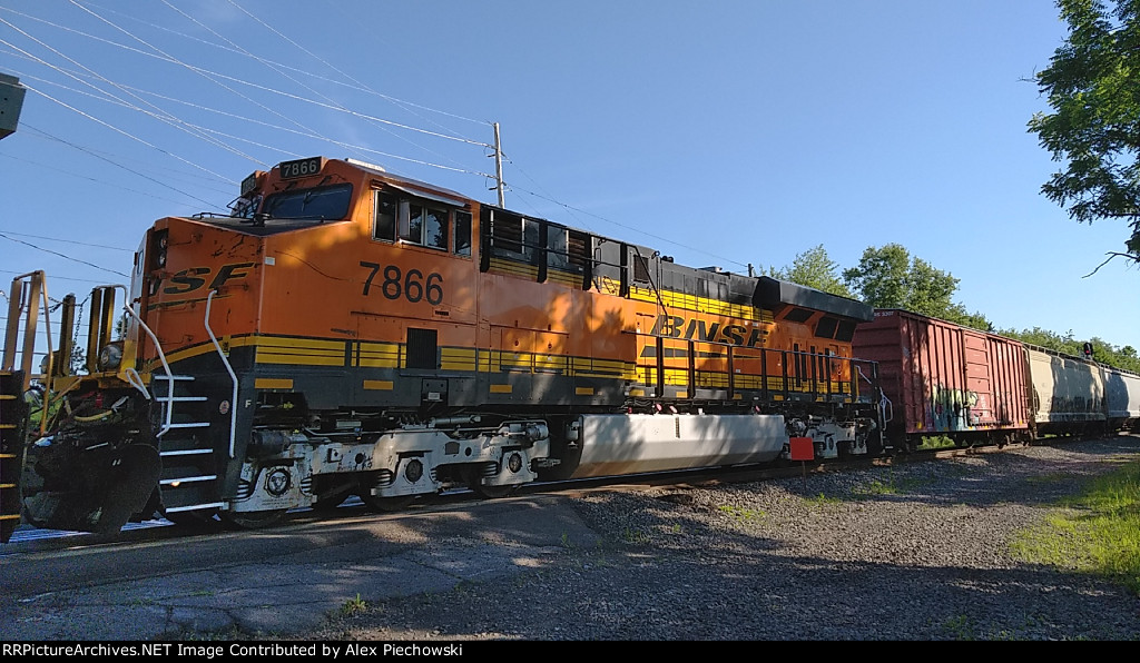 BNSF 7866